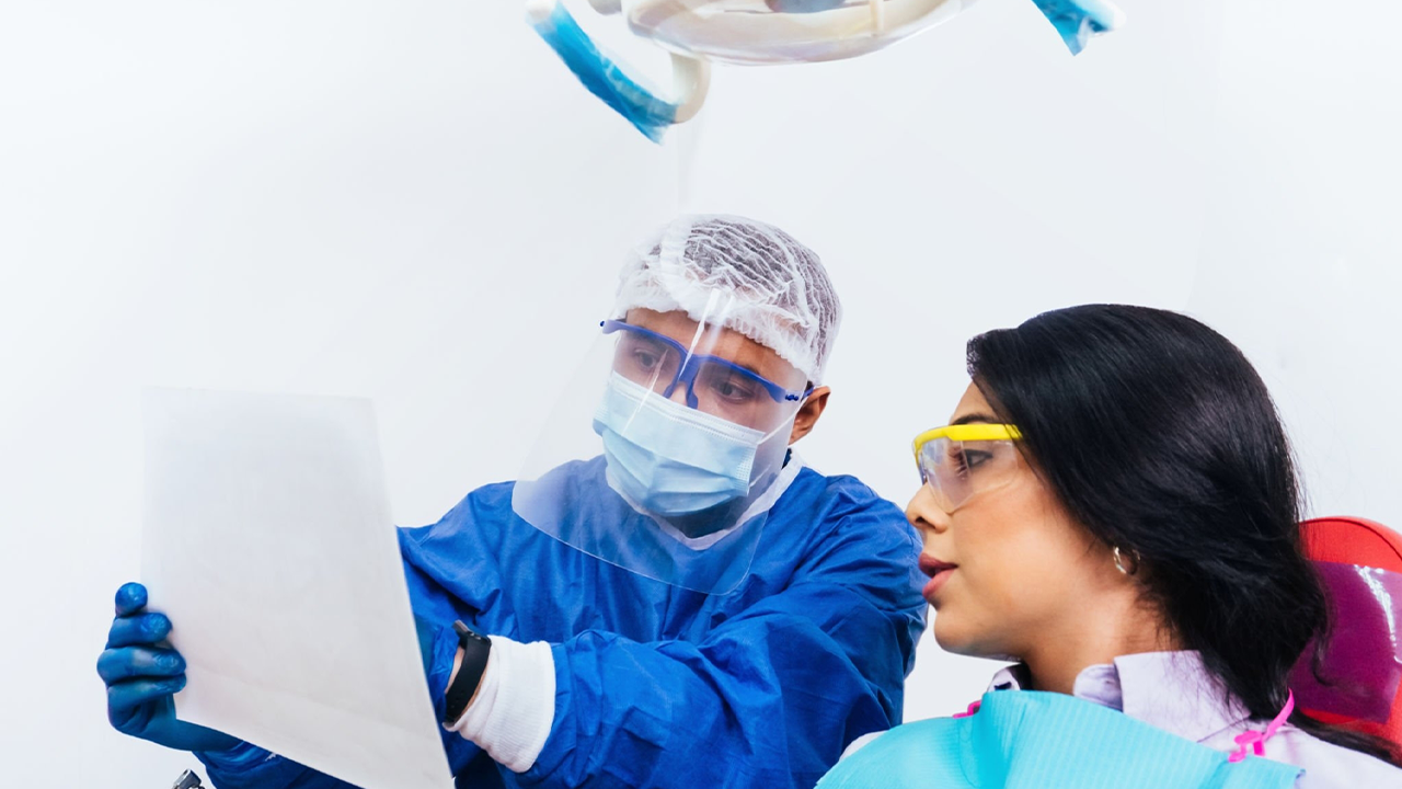 What is VELscope? A Look at Diagnosing Oral Surgeries - Oakwood Dental